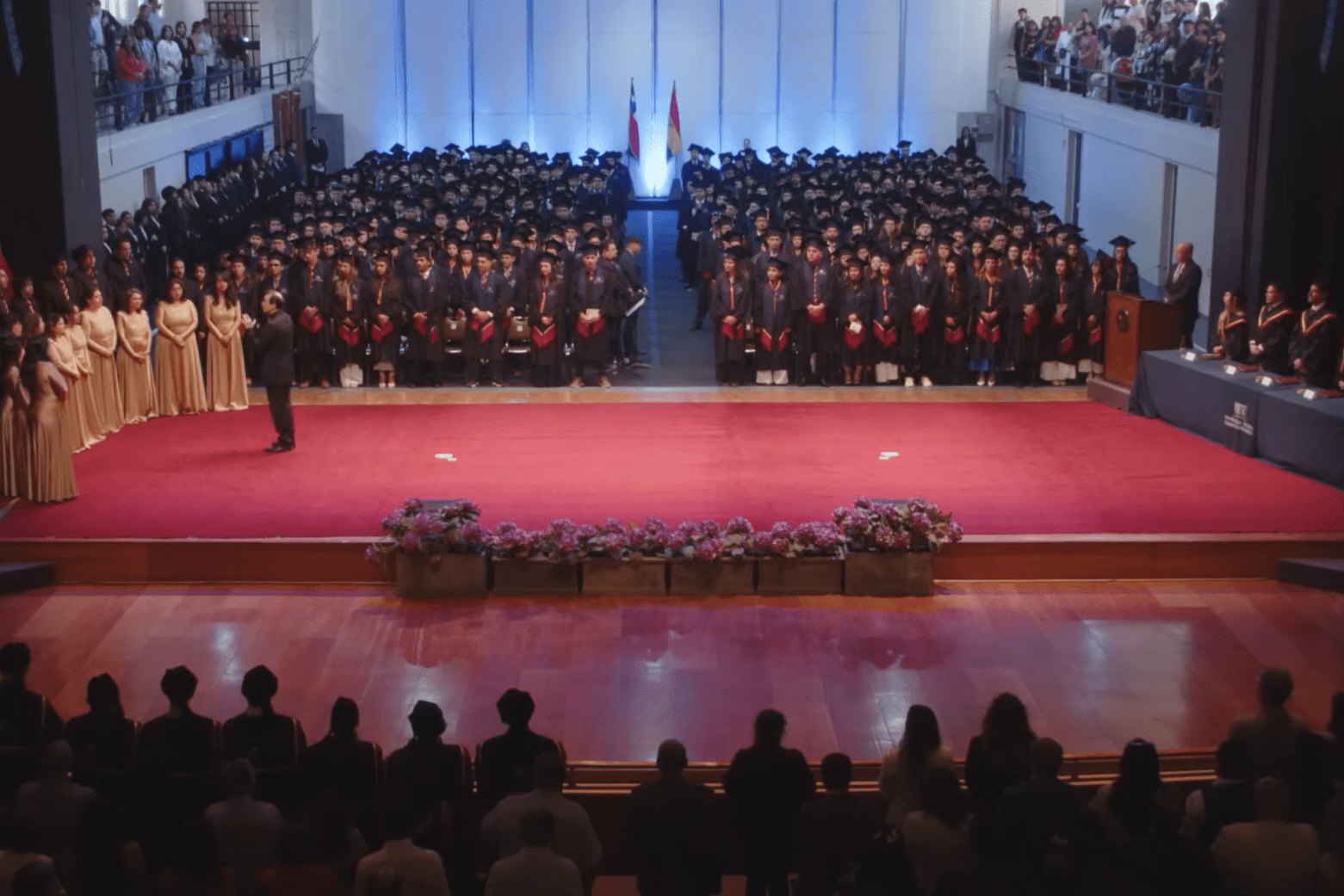 Informática entrega más de 150 títulos profesionales en solemne ceremonia - Departamento de ...